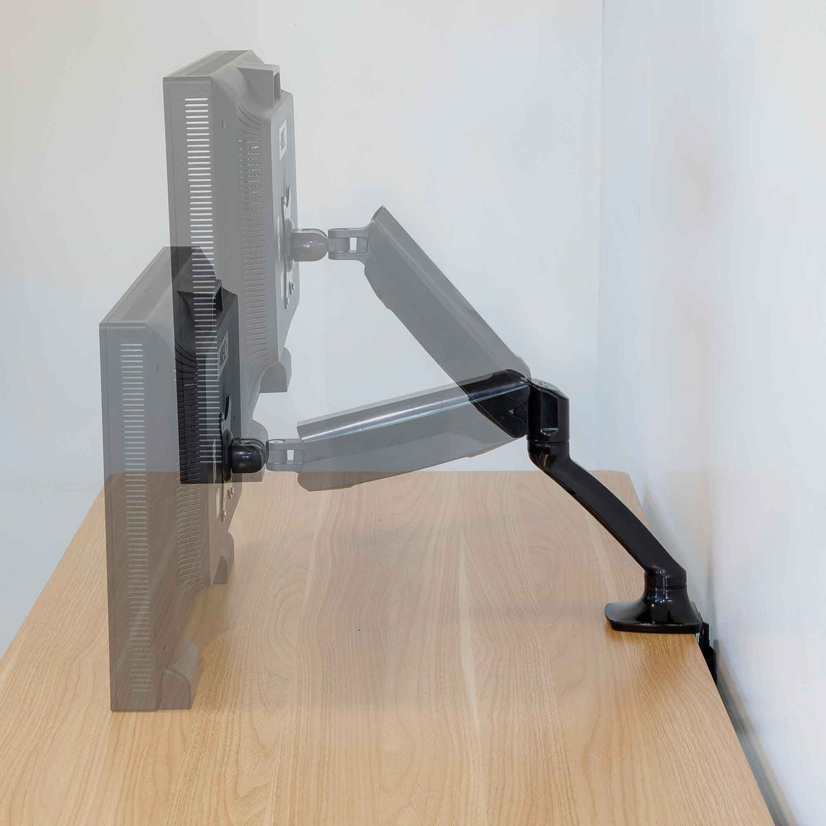 Single Monitor Arm, Adjustable & Rotating 9kg Load Capacity, 10-27" Sc